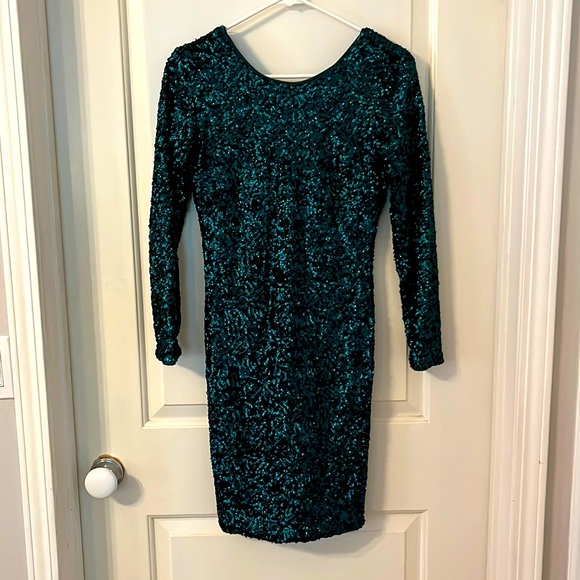 H&M | Dresses | Hm Teal Jade Green Sequin Sparkly Nye Party Dress Sz 6 ...